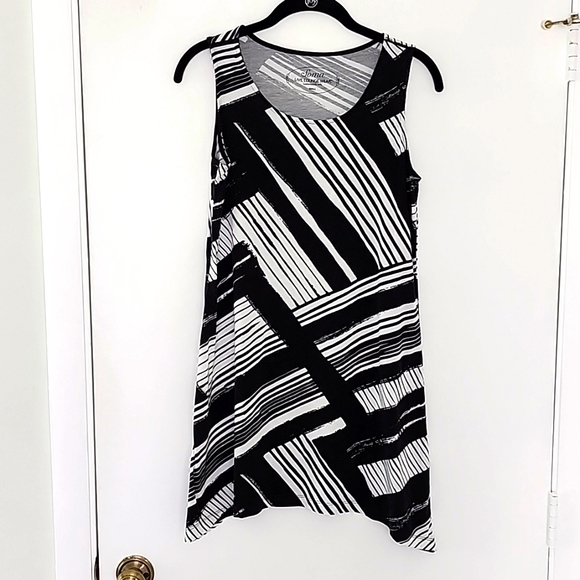 Soma | Tops | Soma Blackwhite Crisscross Tunic Top | Poshmark
